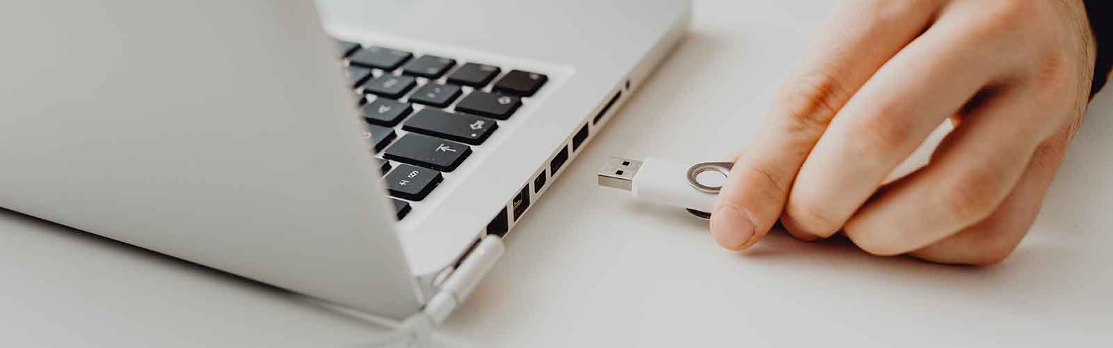 Digital Photo Storage: Which Solution is Right for You? – Nostalgic Media